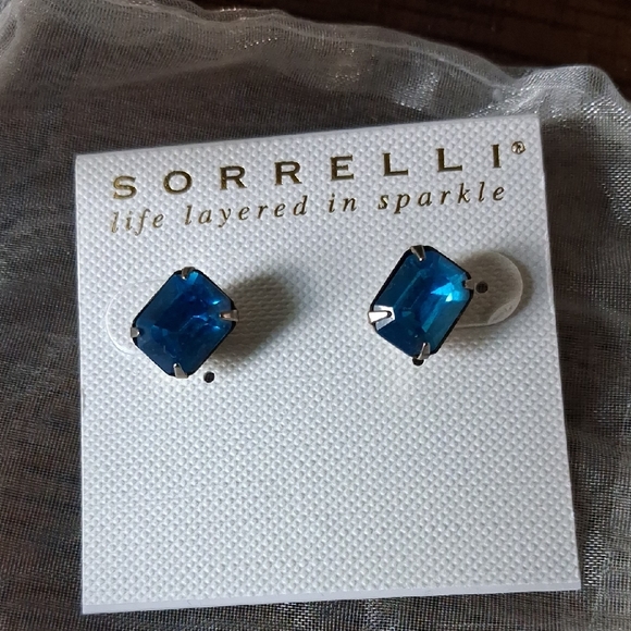 Sorrelli | Jewelry | Sorrelli Blue Crystal Stud Earrings Elegant Design ...